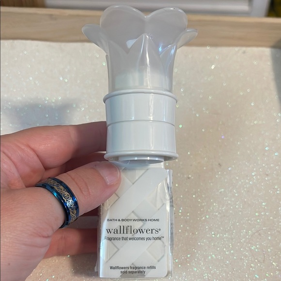 Bath & Body Works | Makeup | Bath Body Works White Wallflowers ...